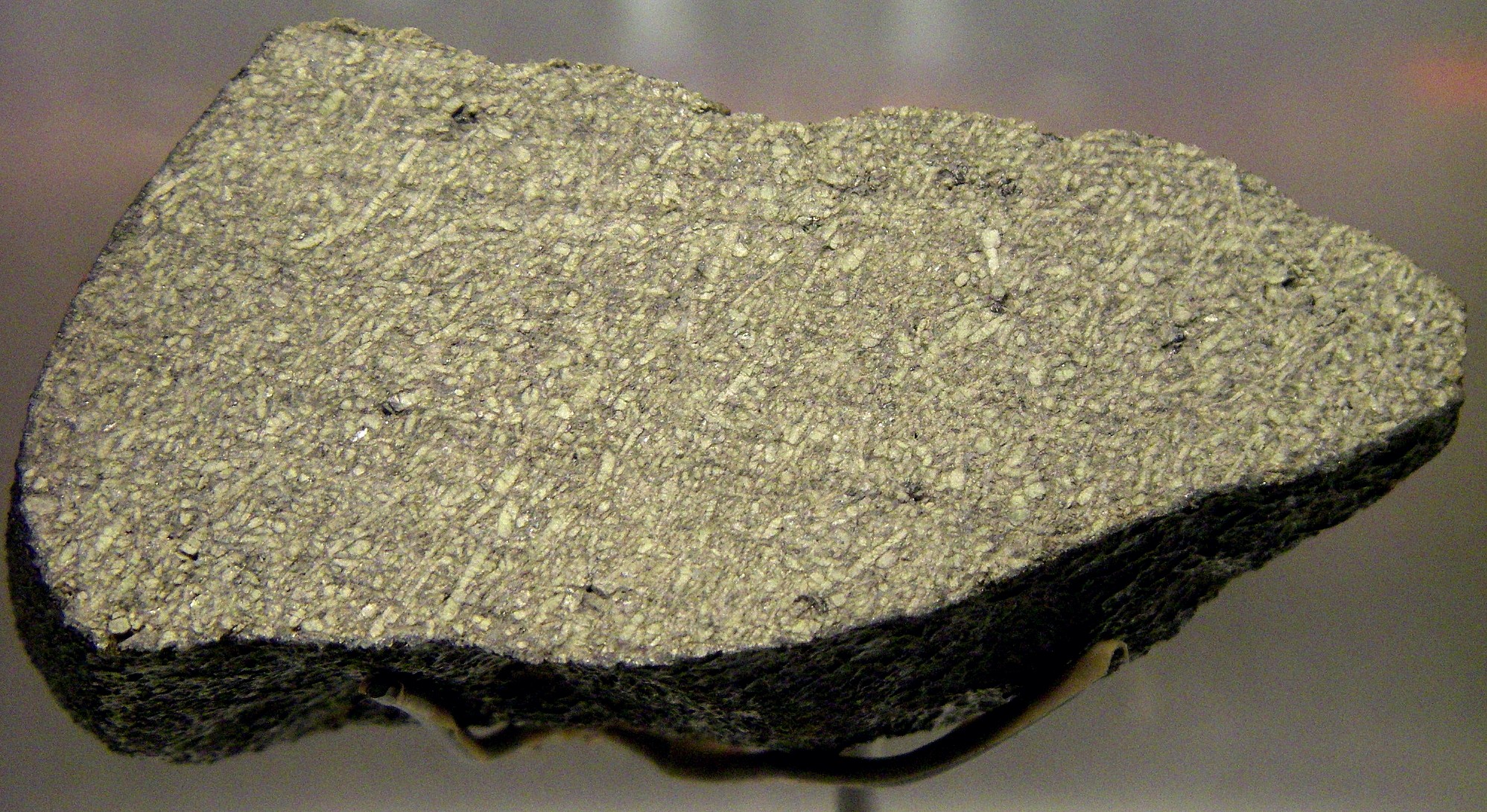 Une météorite martienne tombée au Maroc le 18 juillet dernier - APM ...